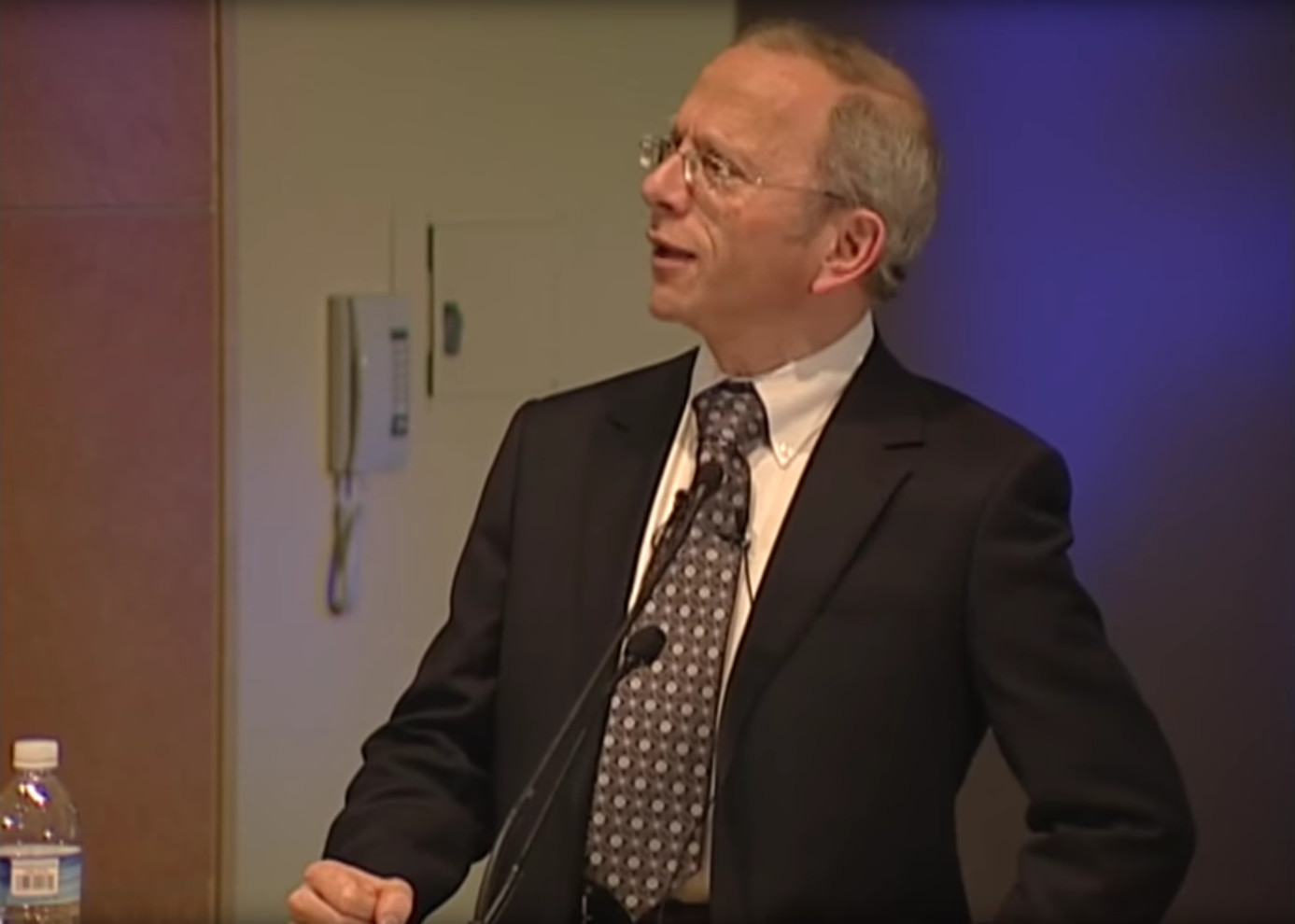 Jonathan Sarna: Revivals & Awakenings in American Judaism - UW Stroum ...