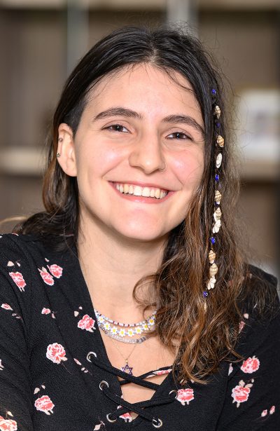 Muestras Konsejas: Las Validjas - UW Stroum Center for Jewish Studies